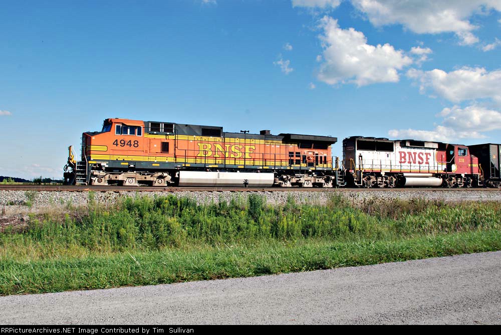 BNSF 4948